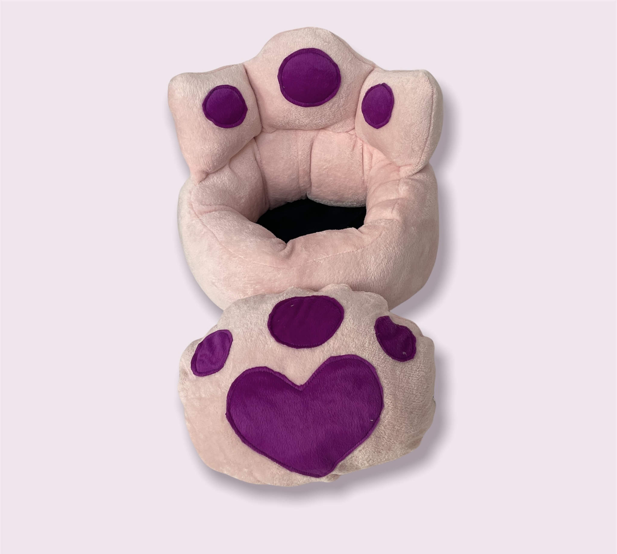 CAMA EN FORMA DE GARRA – Jarkar